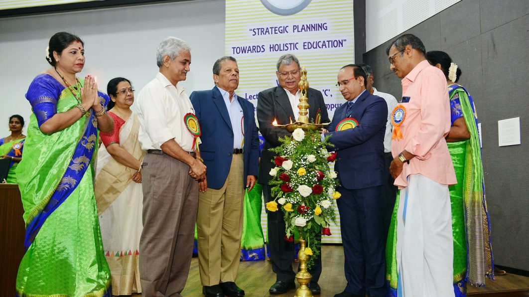 Golden Jubilee – NITK ENGLISH MEDIUM SCHOOL